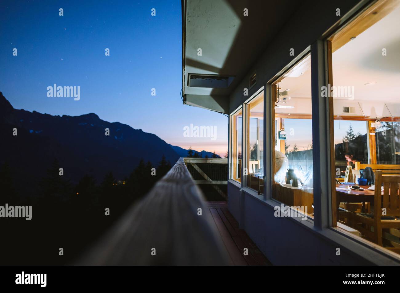 Night photo of Heybrook fire lookout in the Cascade Mountains Stock ...