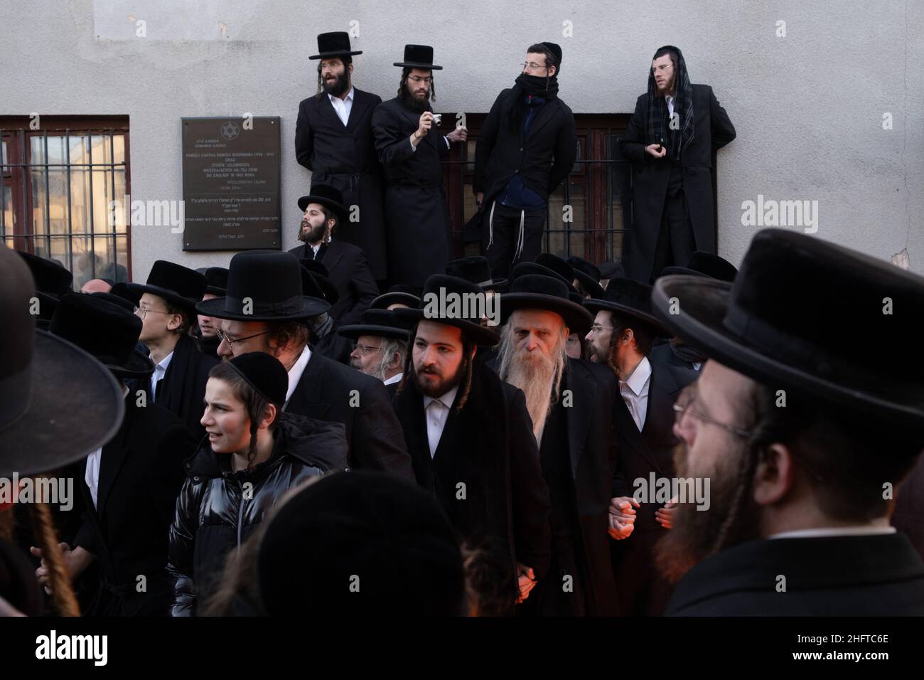 Lelov, Poland. 9th Jan, 2022. Ultra orthodox Jews (hassids) are seen ...