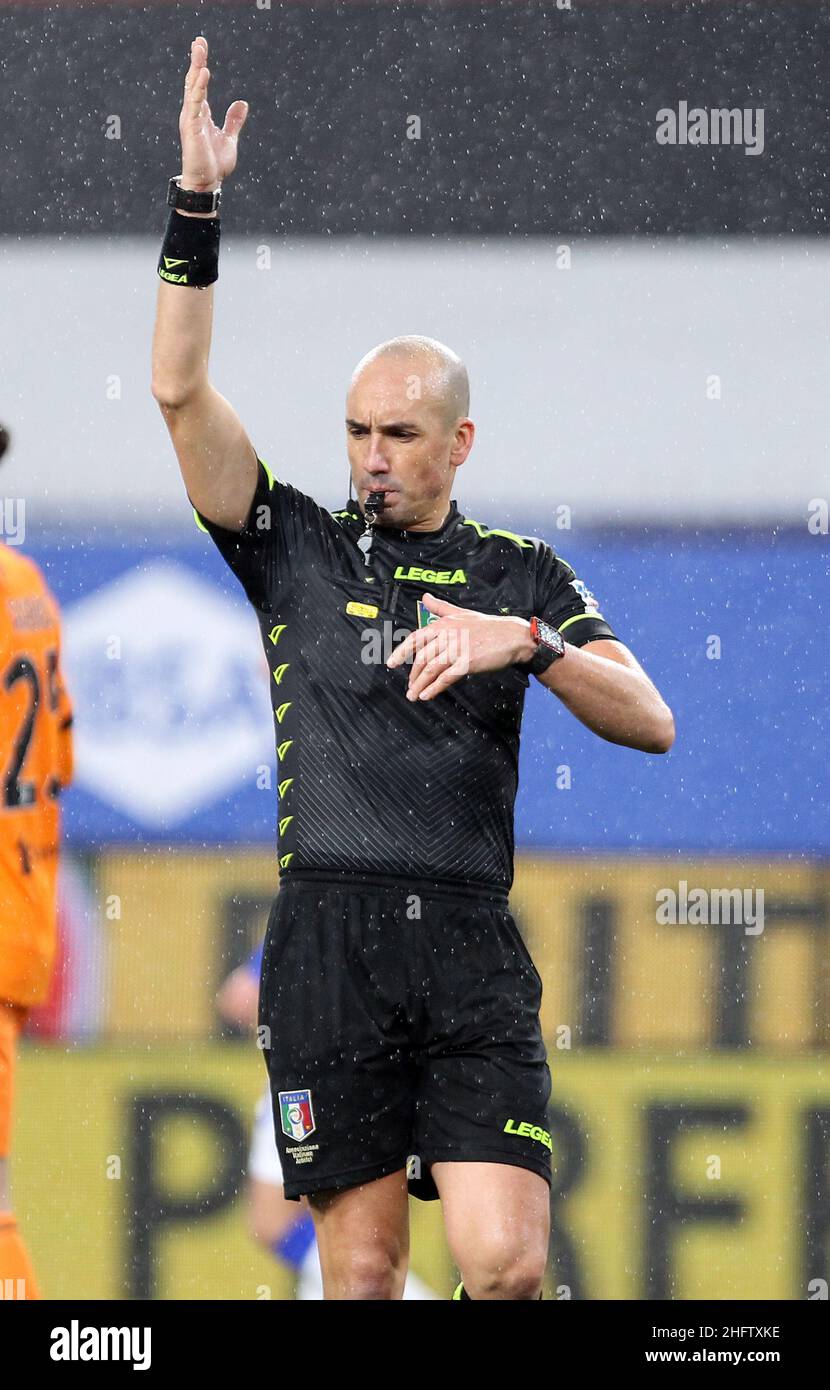 árbitro michael fabbri hi-res stock photography and images - Alamy