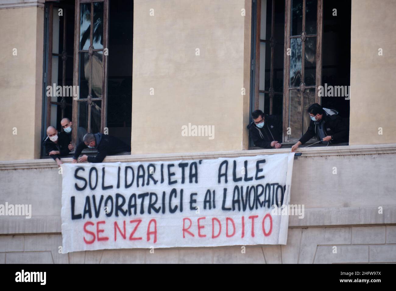 Crisis economica argentina hi-res stock photography and images - Alamy