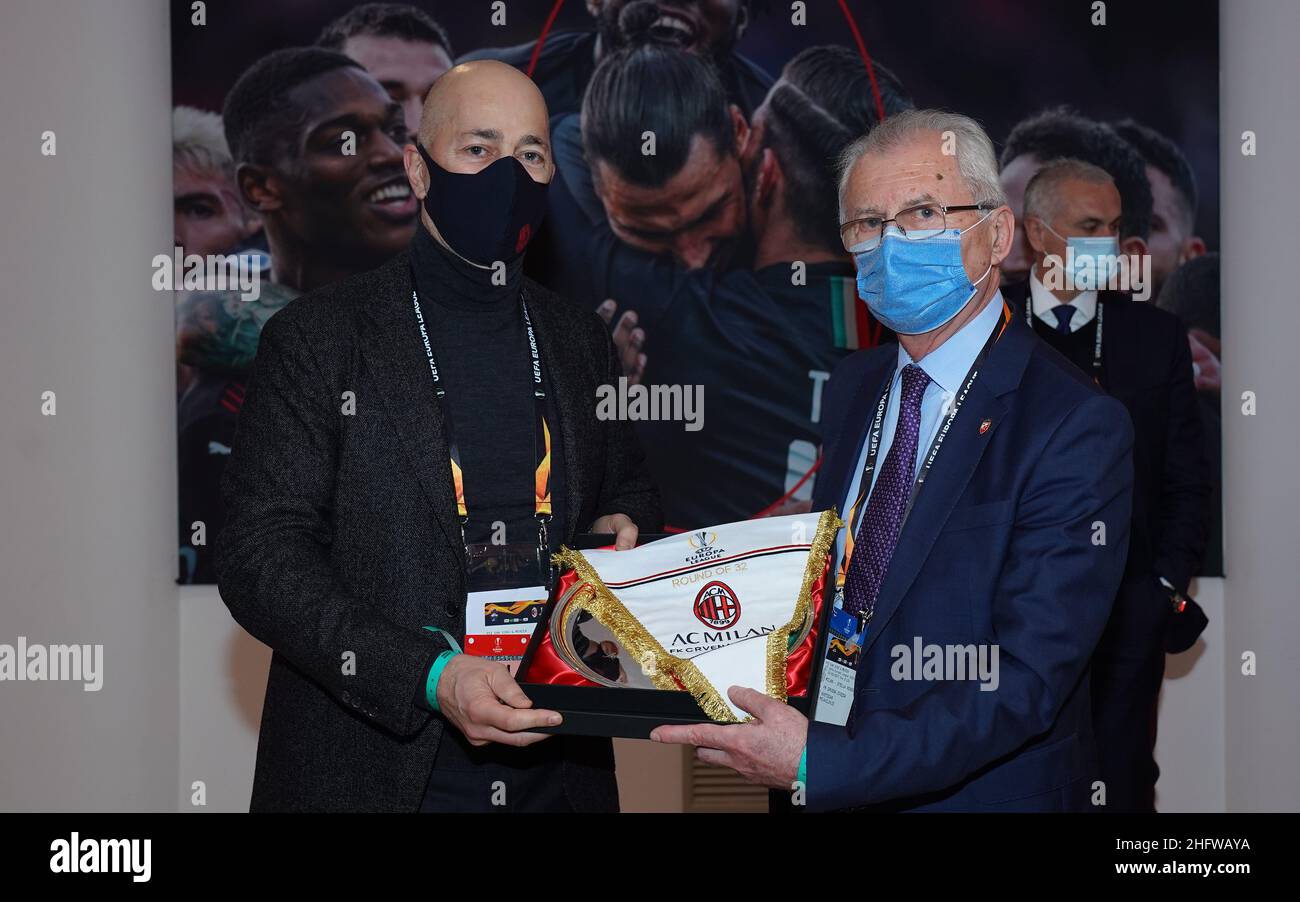 Managers soccer hi-res stock photography and images - Alamy