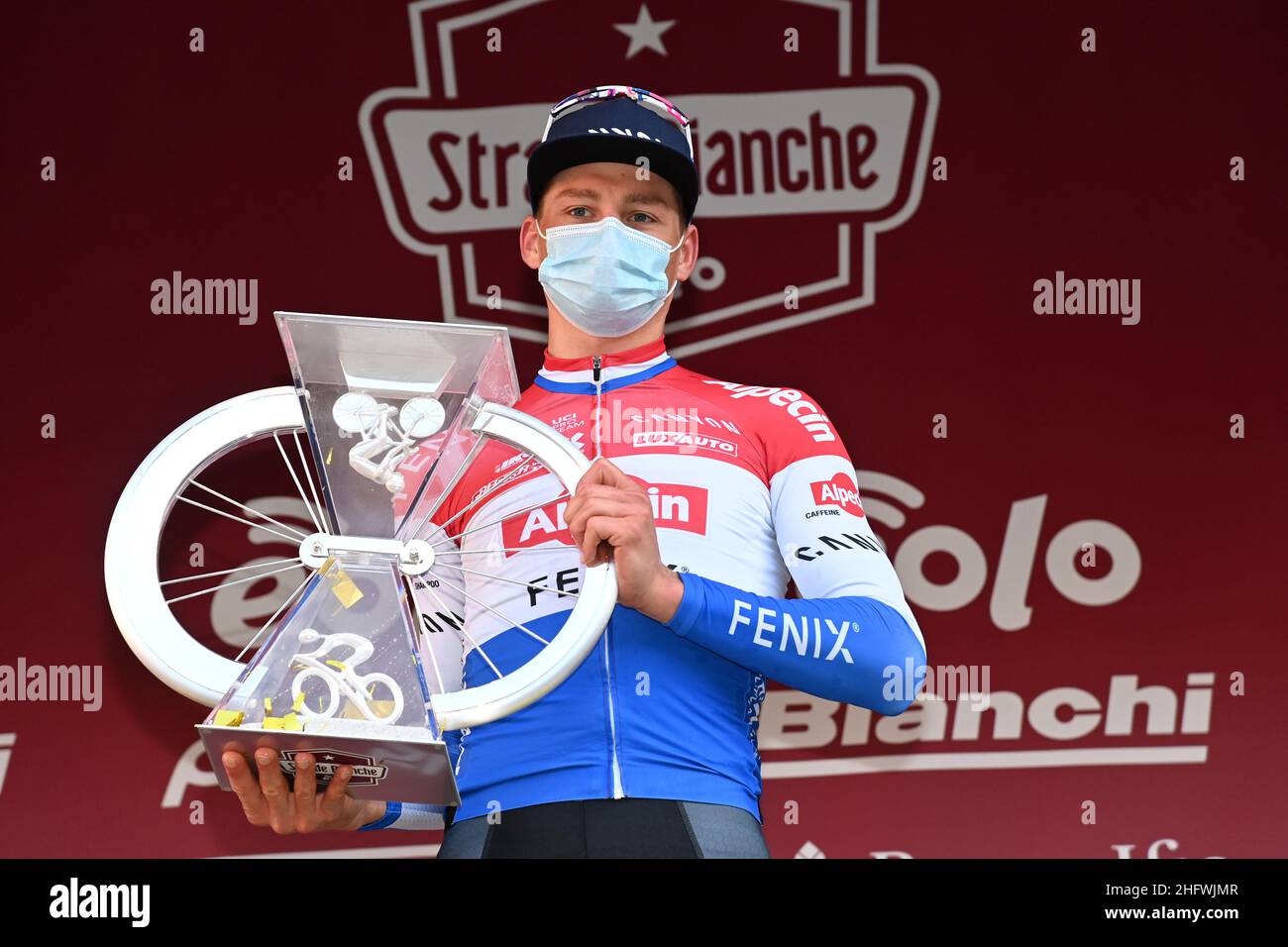 Mathieu van der poel podium hi-res stock photography and images - Alamy
