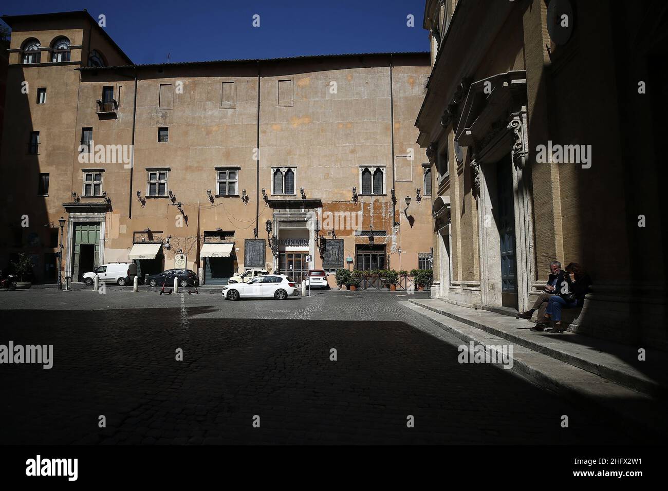 Piazza capranica restaurant hi-res stock photography and images - Alamy