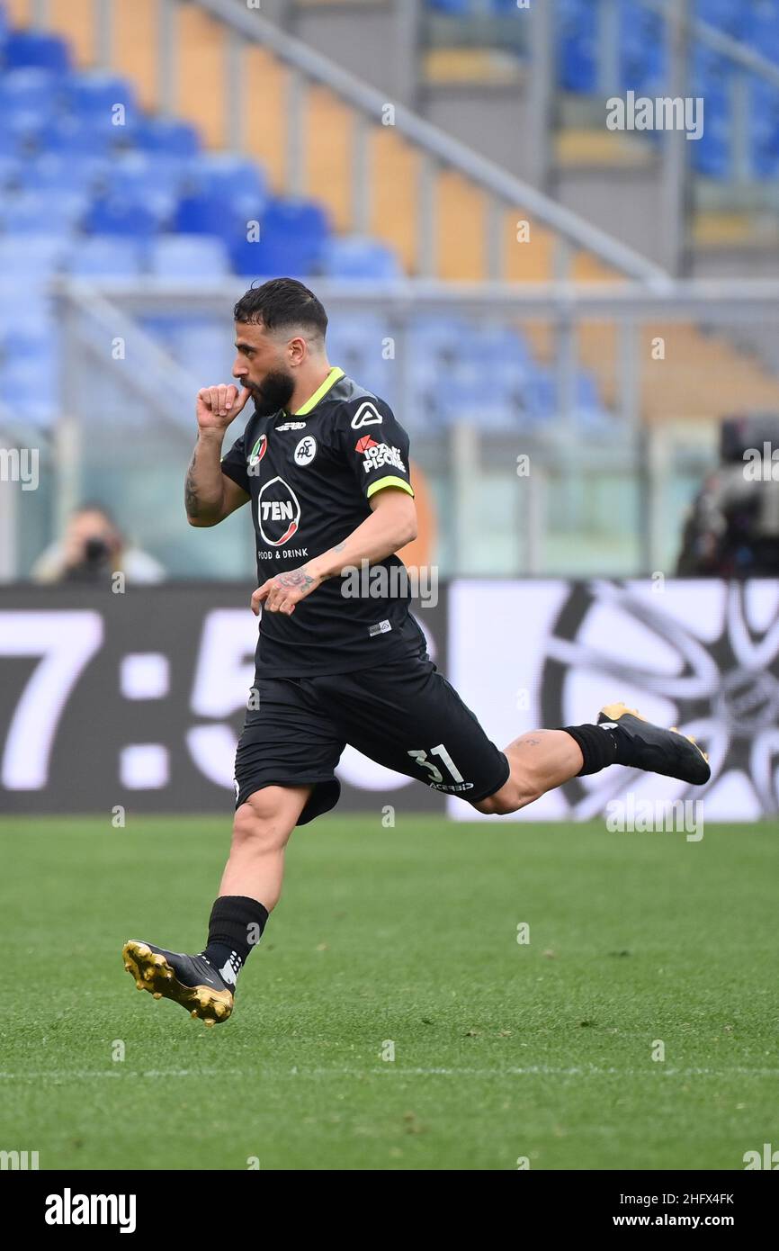 Stadio di calcio verde hi-res stock photography and images - Alamy