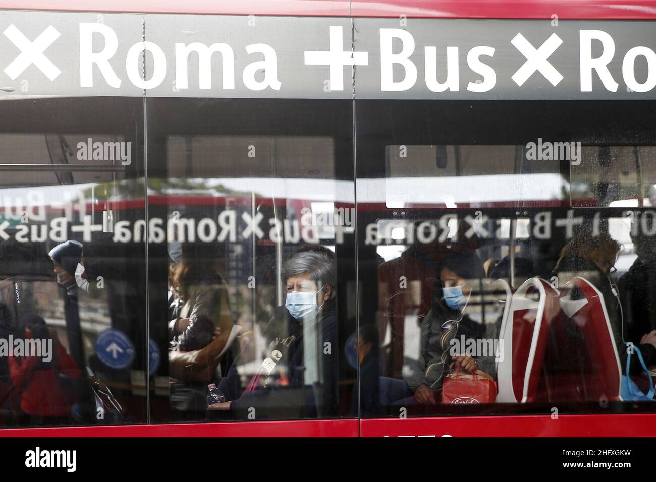Cecilia Fabiano/ LaPresse April 26 , 2021 Roma (Italy) News : Bus ...