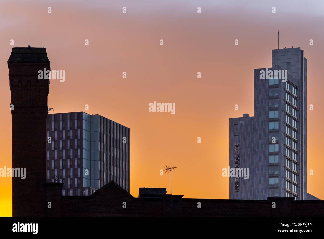 Manchester skyline sunset hi-res stock photography and images - Alamy
