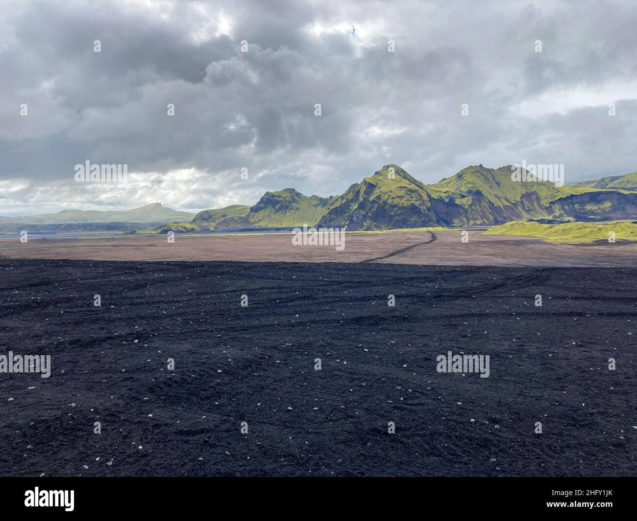 Black volcano hi-res stock photography and images - Alamy