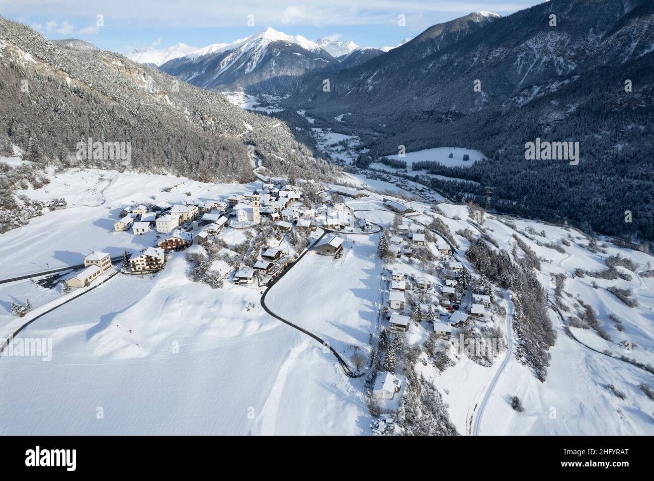 Sunny ski drone shot hi-res stock photography and images - Alamy