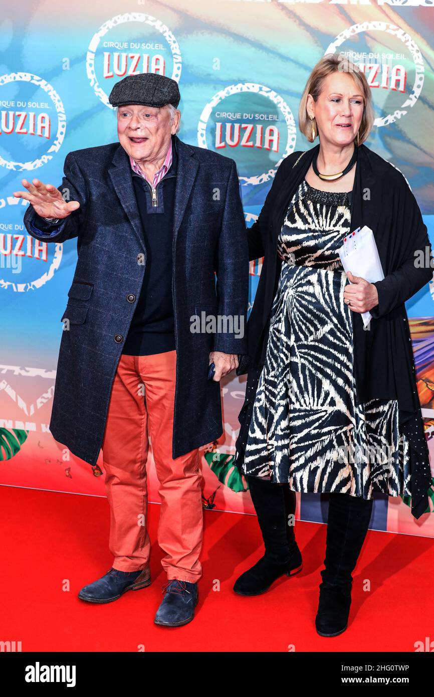 London, UK. 13th Jan, 2022. Sir David Jason OBE and Gill Hinchcliffe ...