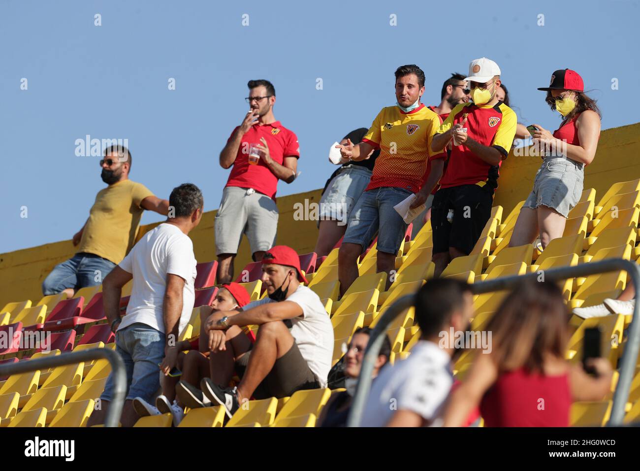 Spal hi-res stock photography and images - Alamy