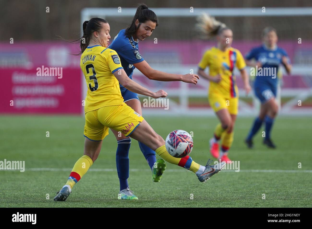 DURHAM, UK JAN 16TH Lauren Briggs of Durham Women and Leanne Cowan of ...