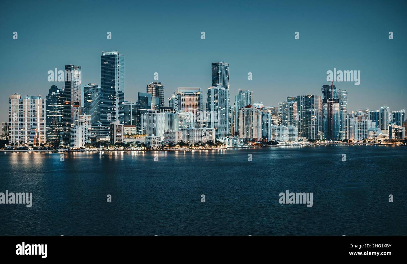 Miami skyline blue hi-res stock photography and images - Alamy