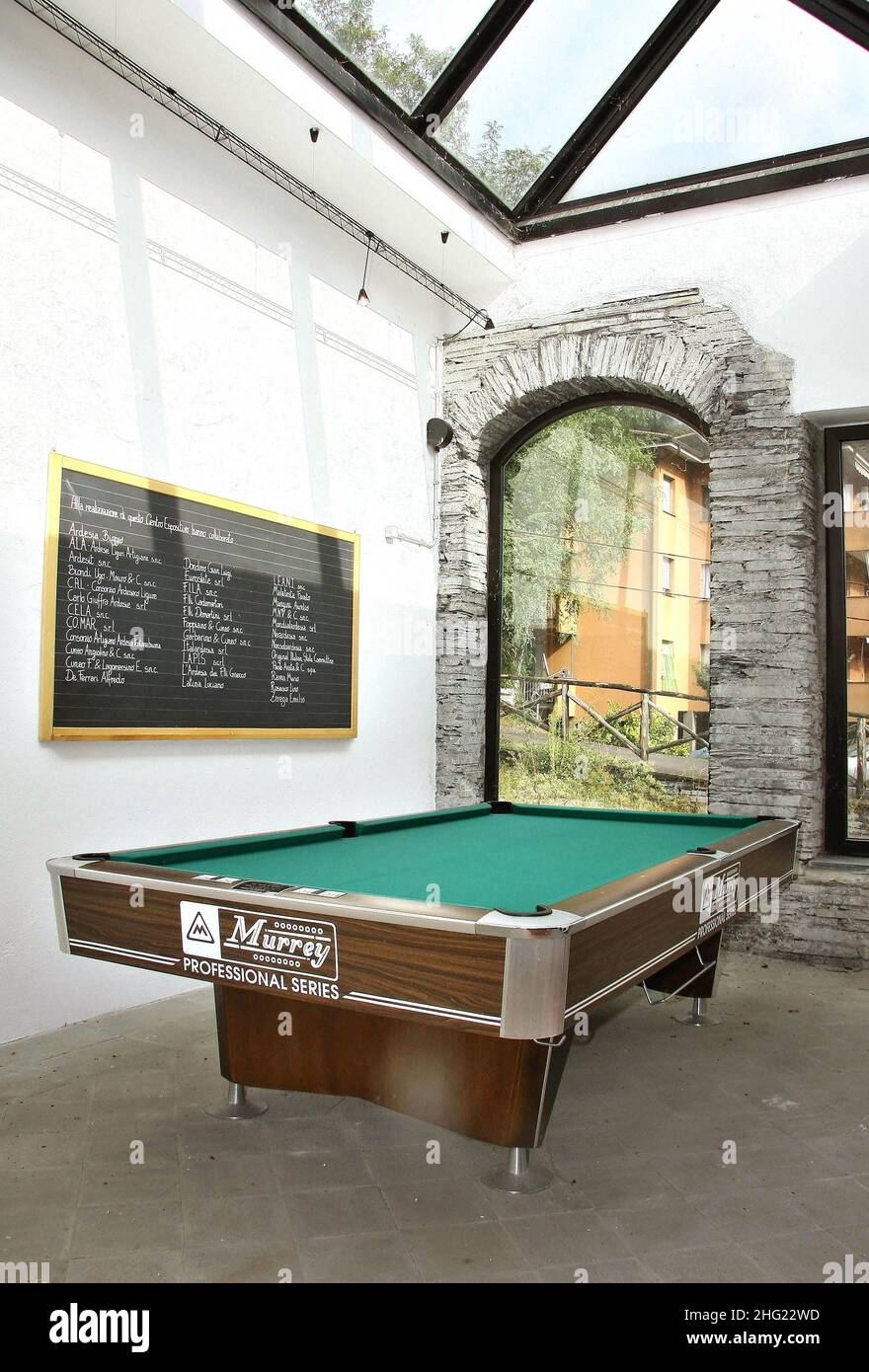 The billiard table used by Paul Newman in the movie "The Colour of ...