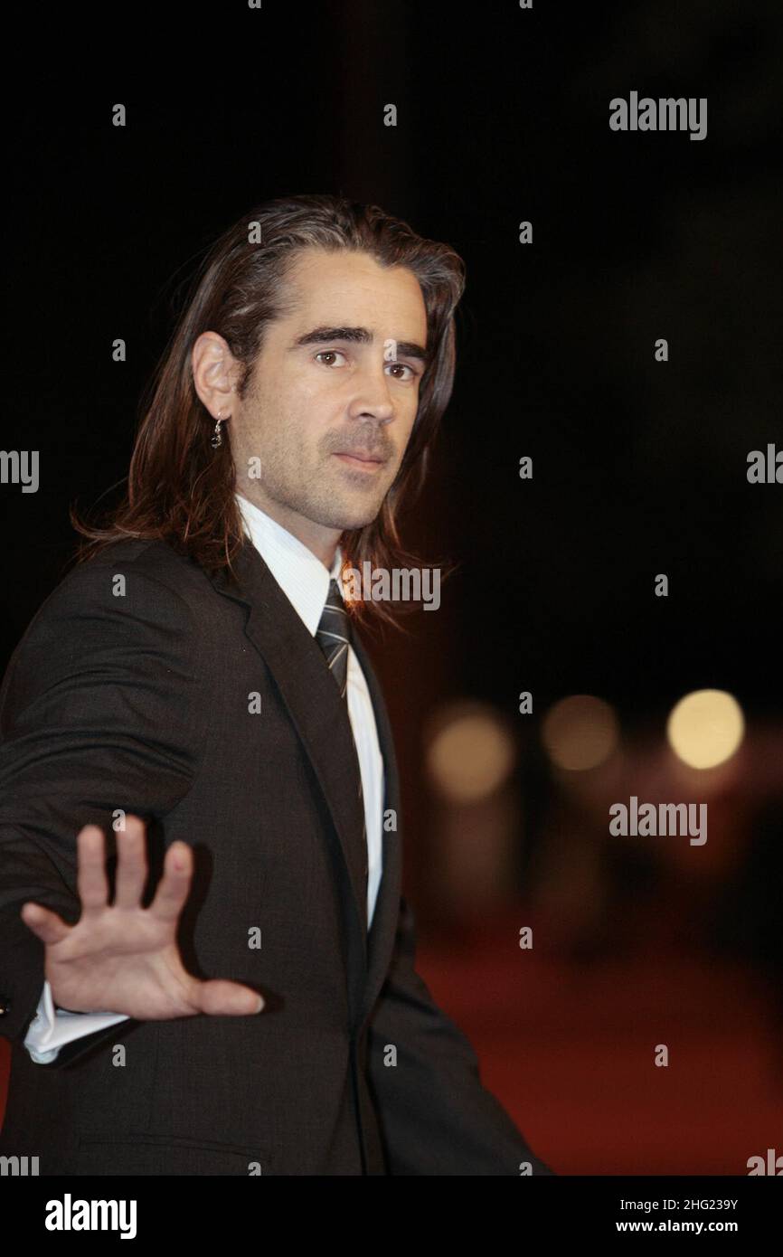 Colin Farrell arriving at the premiere of Pride and Glory during the ...