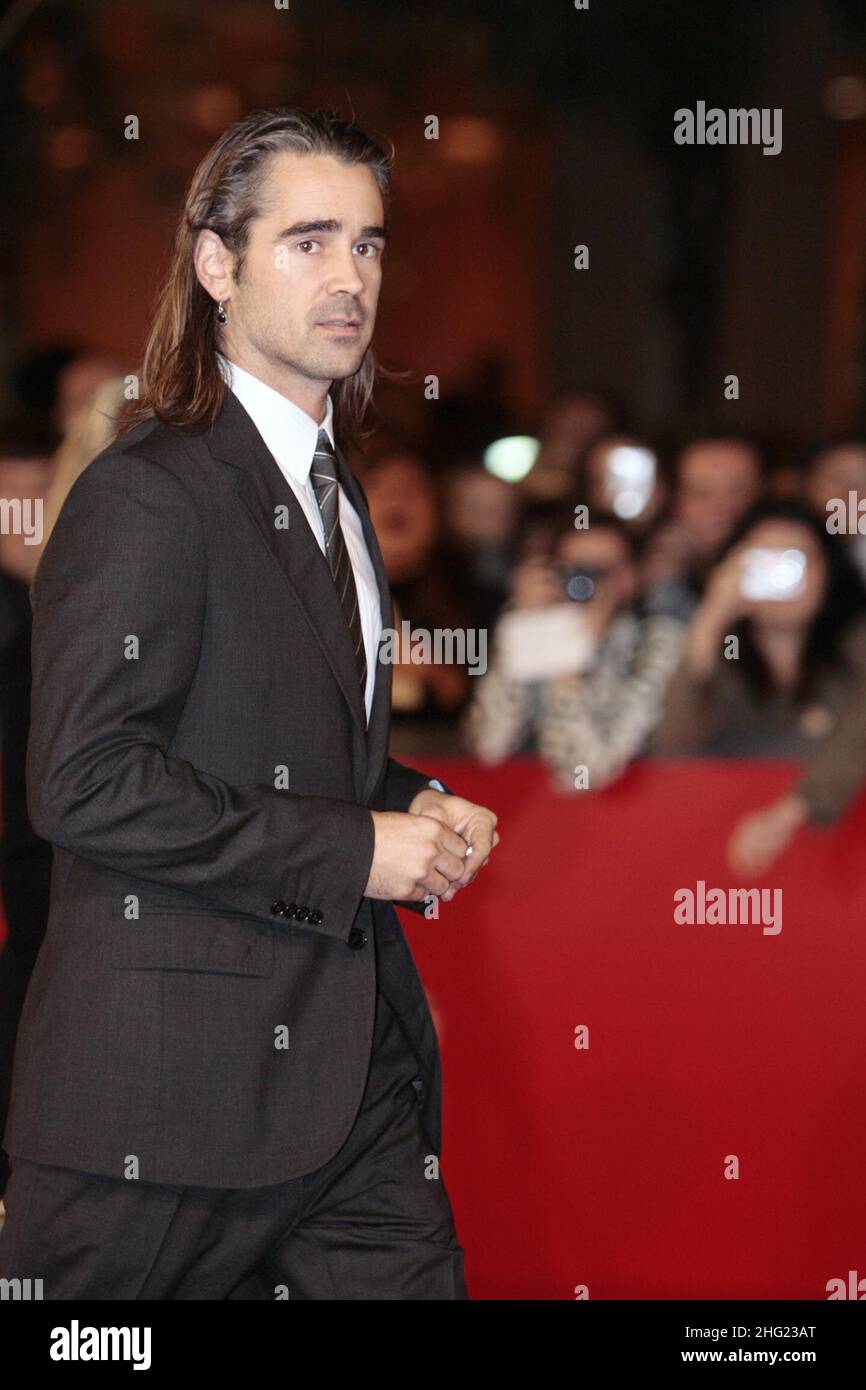 Colin Farrell arriving at the premiere of Pride and Glory during the ...