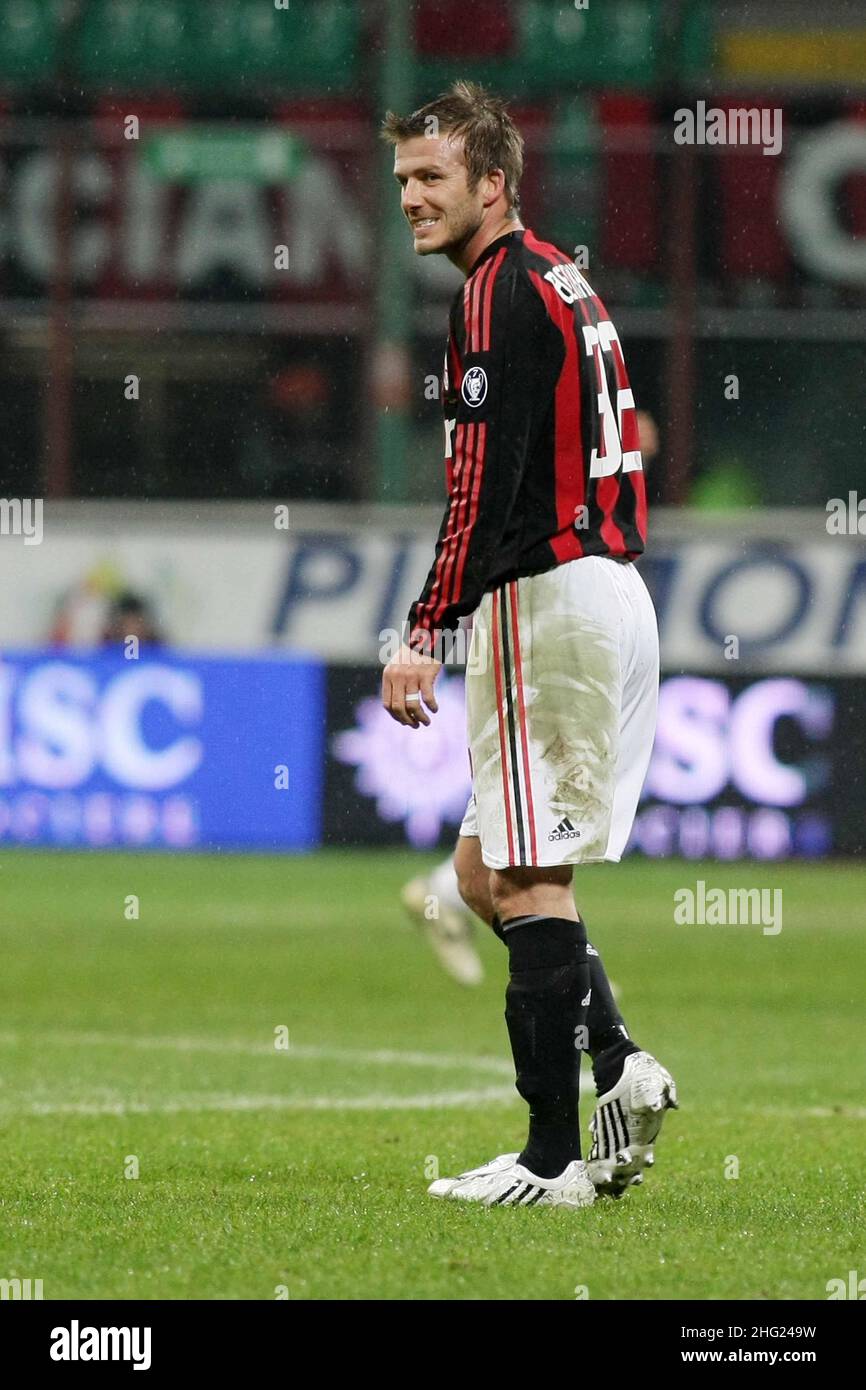 David Beckham playing for AC Milan Stock Photo - Alamy