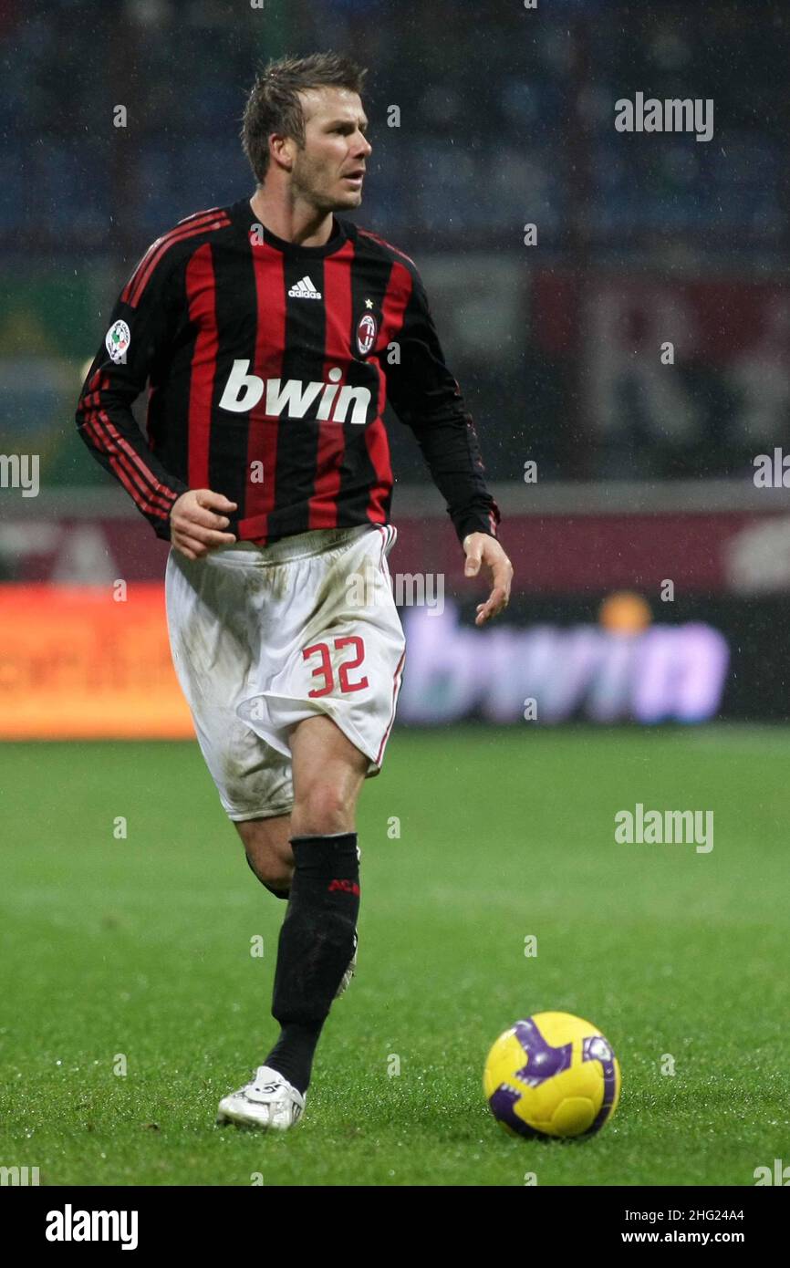 David Beckham playing for AC Milan Stock Photo - Alamy