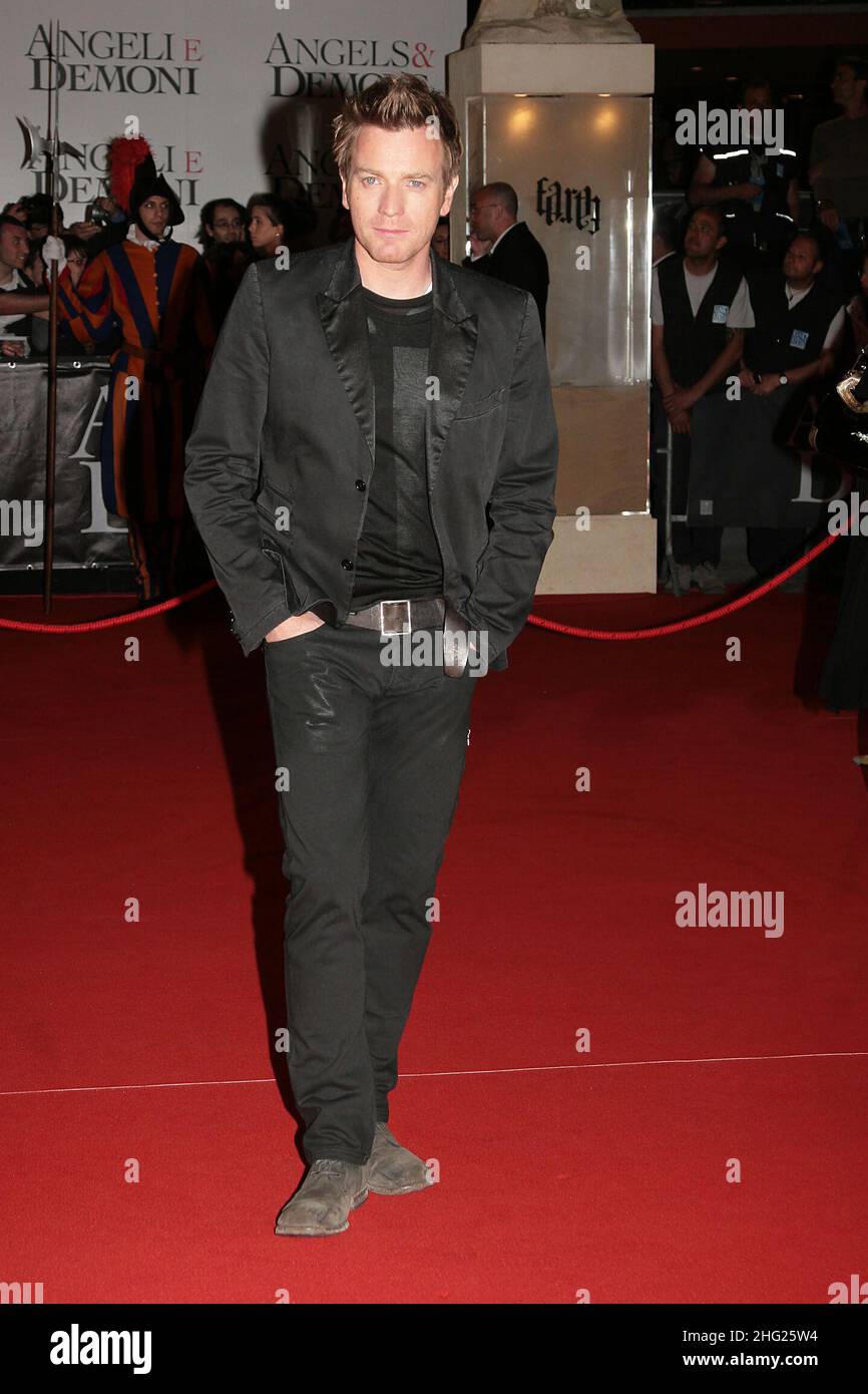 Ewan McGregor at the world premiere of Angels and Demons in Rome Stock ...