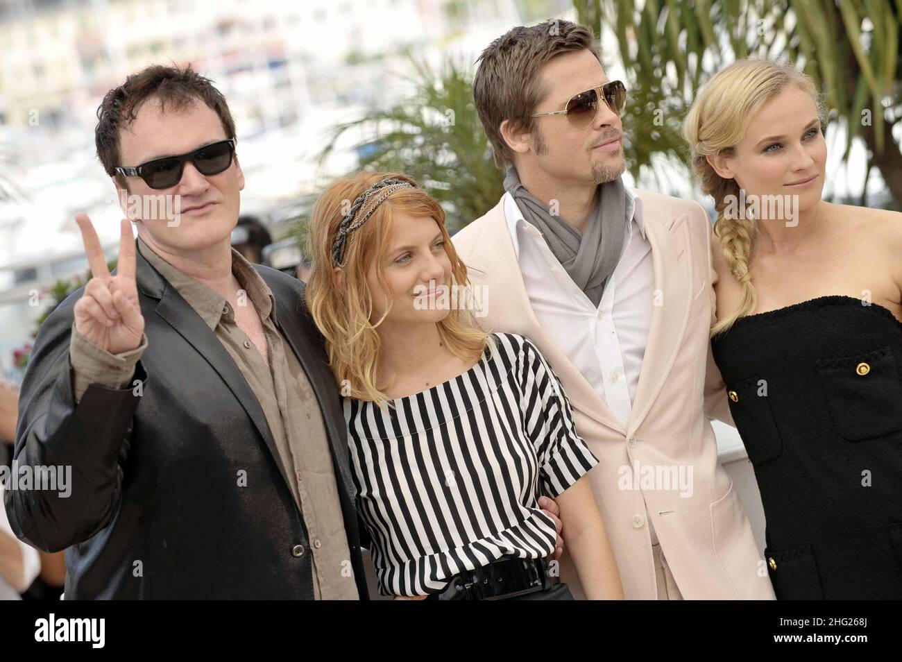Brad pitt and diane kruger hi-res stock photography and images - Alamy