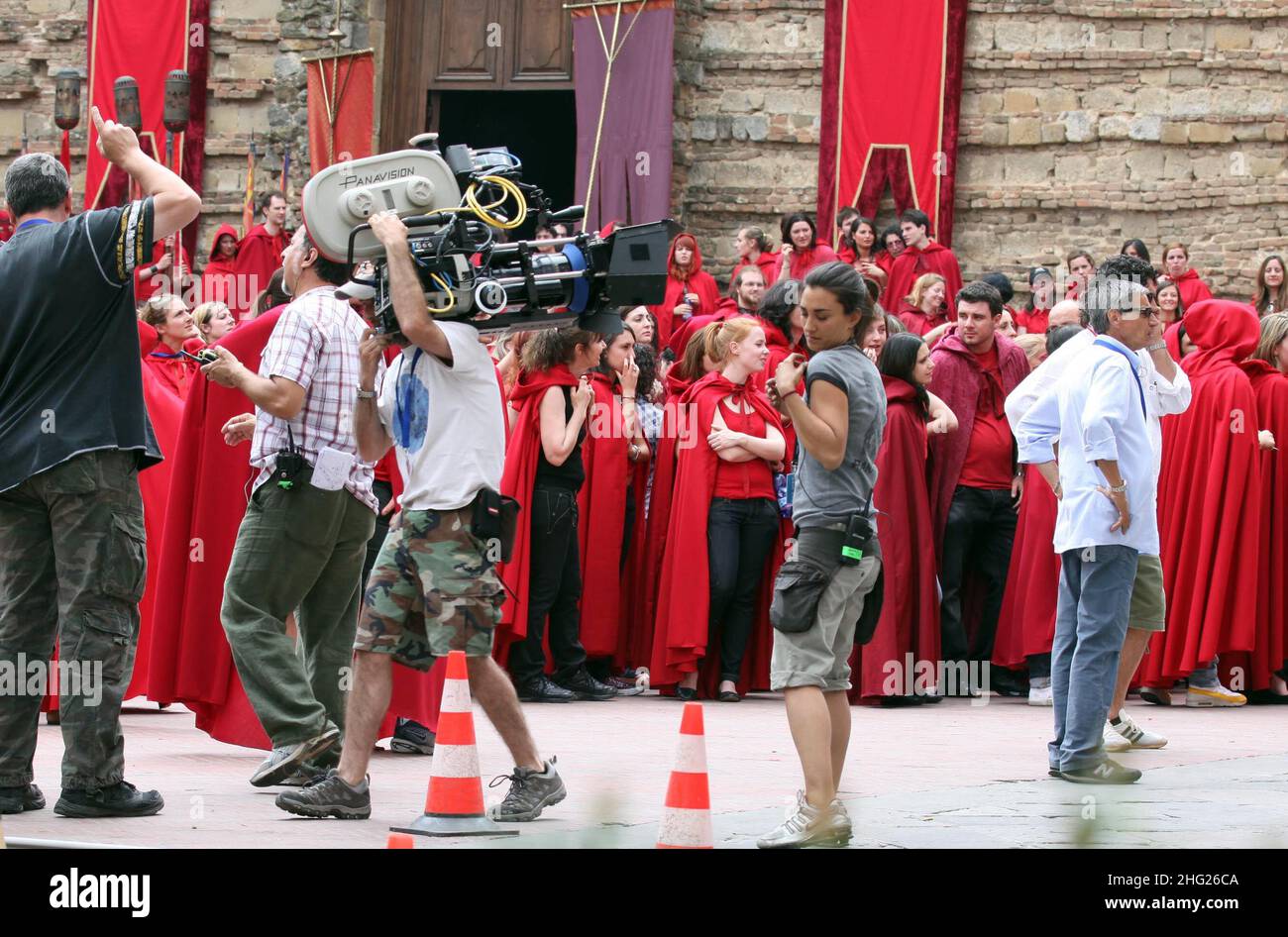 Extras and crew on the set of 'The Twilight Saga: New Moon' in ...