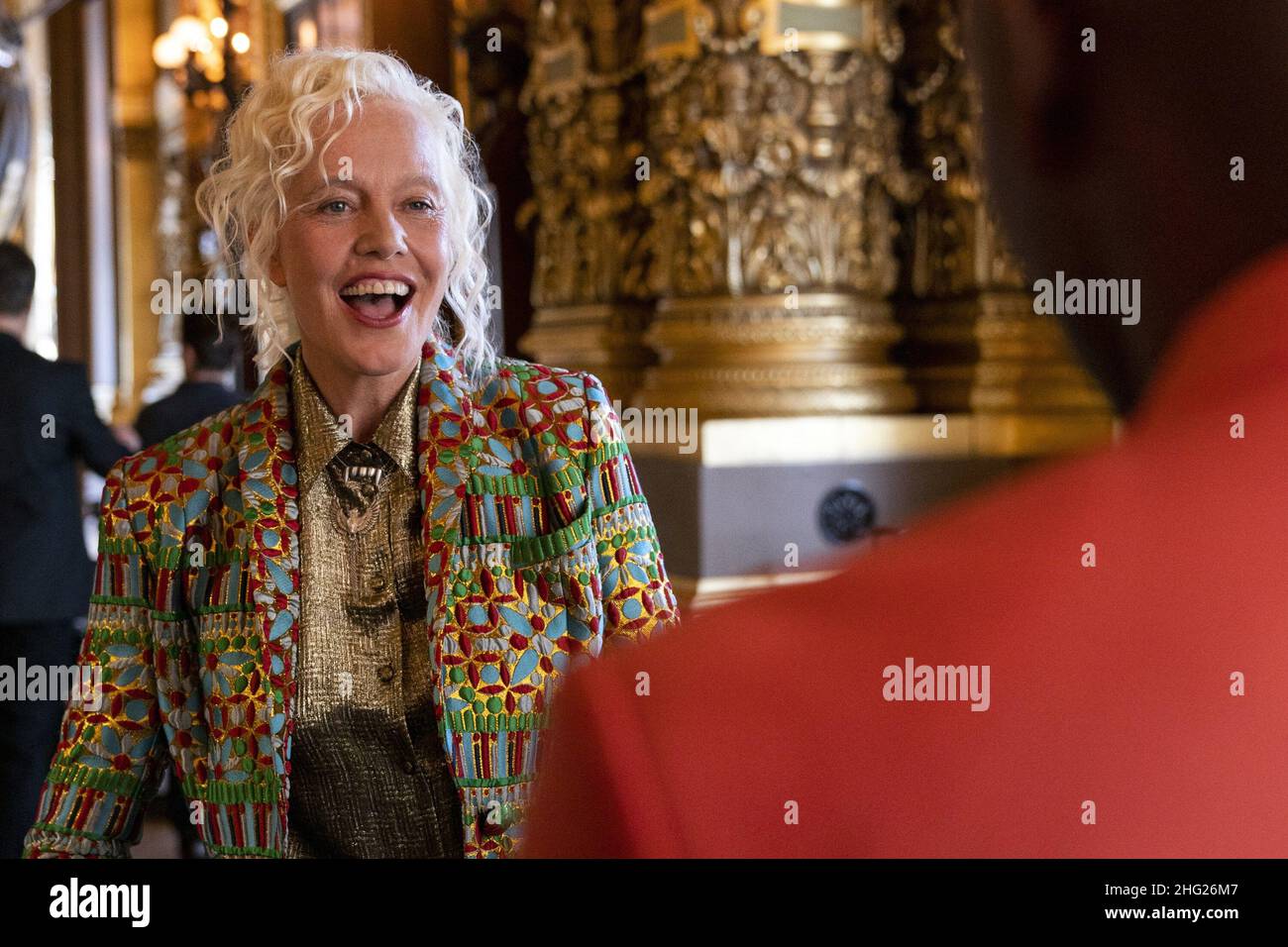 EMILY IN PARIS, Ellen von Unwerth, (Season 2, ep. 206, aired Dec. 22 ...