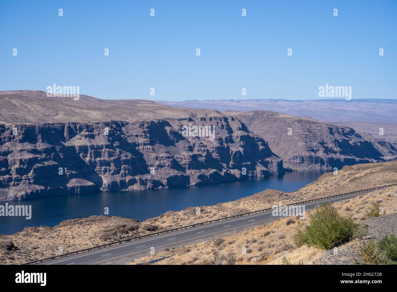 Columbia River is the largest river in the Pacific Northwest region of ...