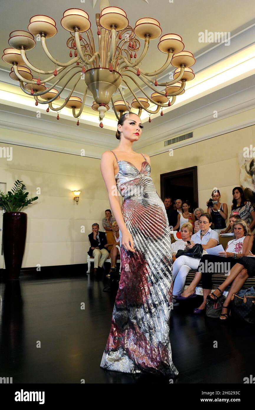 Altaroma rome hi-res stock photography and images - Alamy