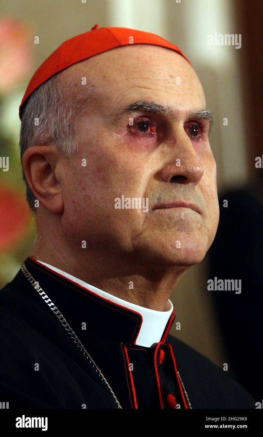 Cardinal tarcisio bertone hi-res stock photography and images - Alamy