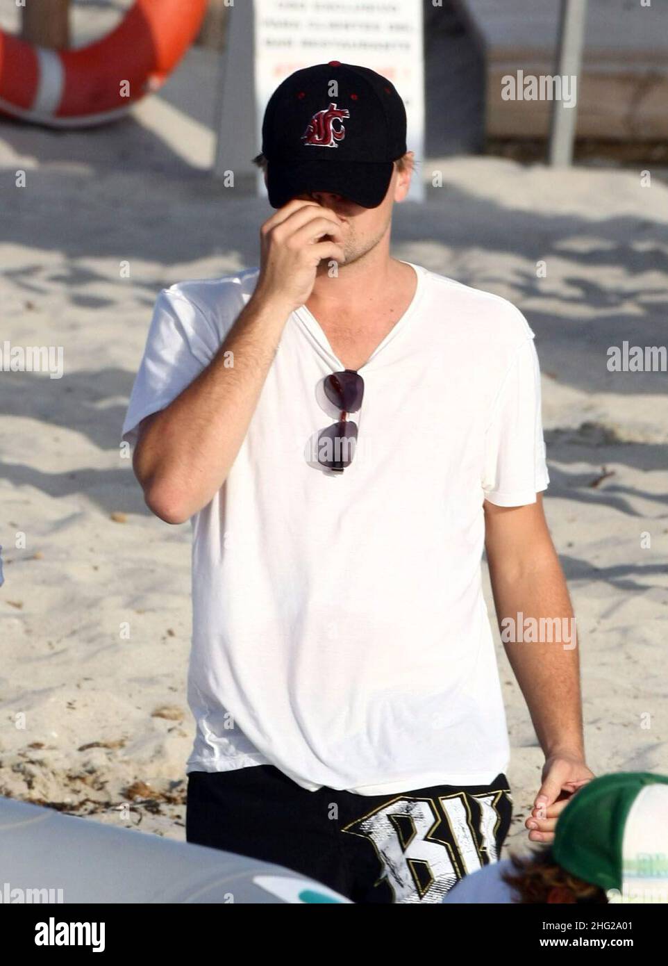 Leonardo dicaprio holiday hi-res stock photography and images - Alamy