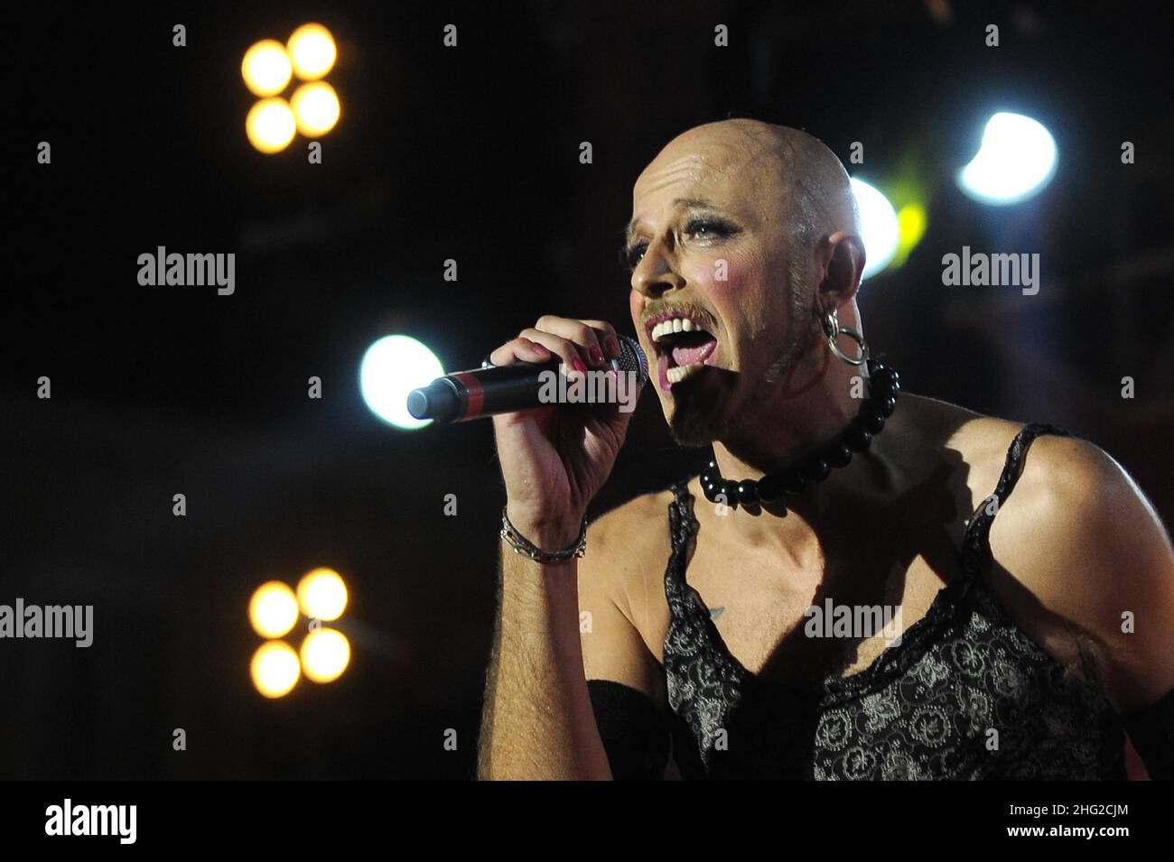 Negrita on stage hi-res stock photography and images - Alamy