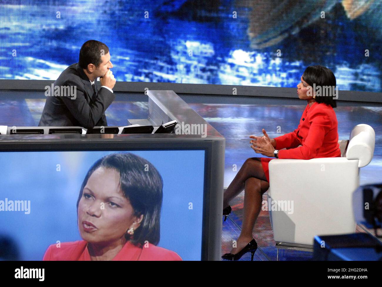 Condoleezza Rice makes a guest appearance on the italian talk show "Che ...