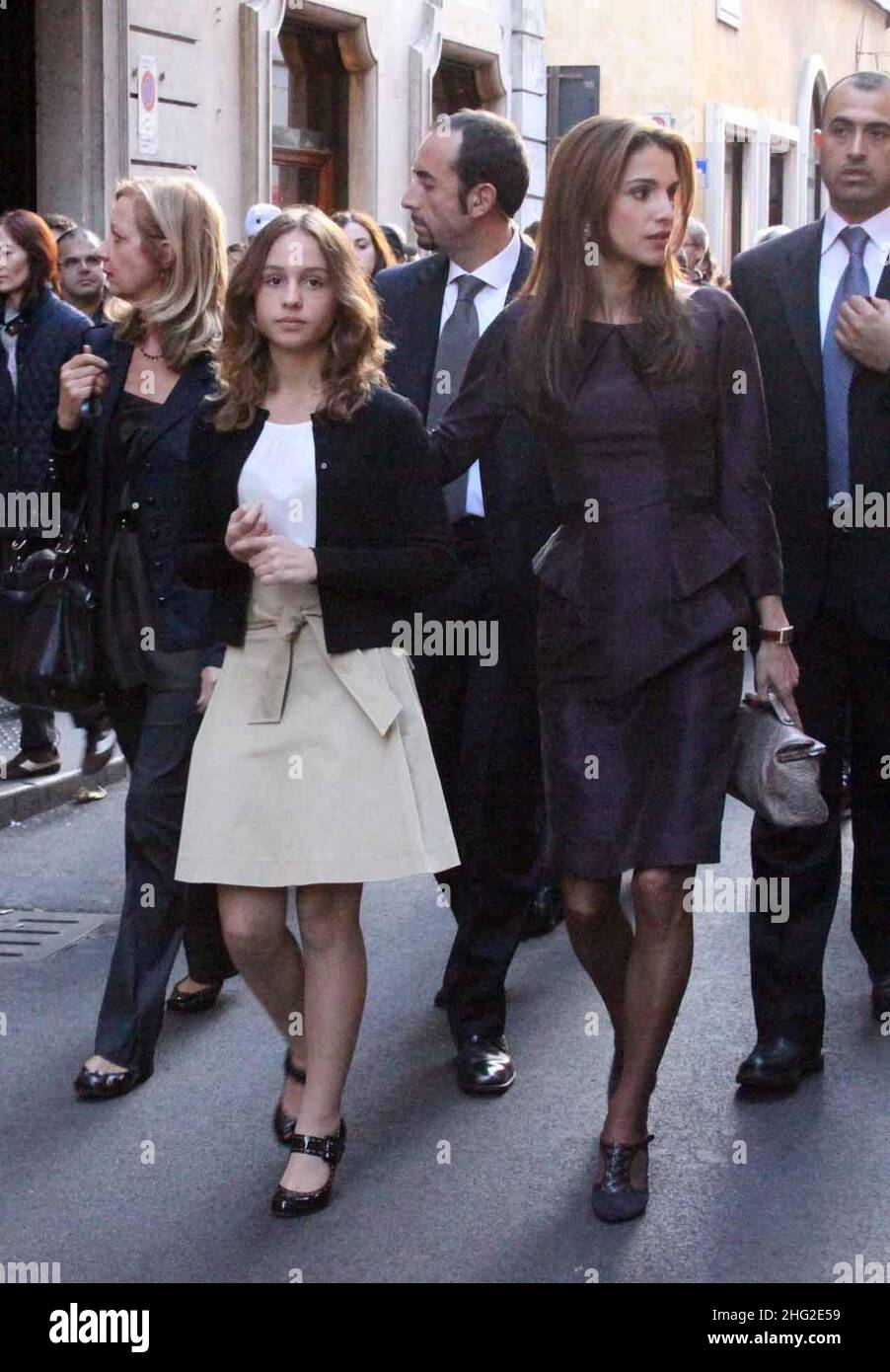 Queen Rania of Jordan and Princess Iman are seen out shopping in ...