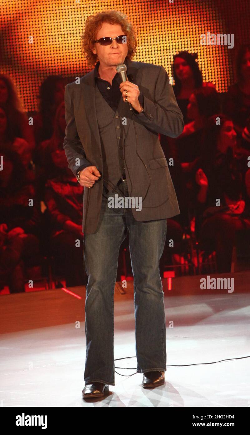 Mick hucknall of simply red hi-res stock photography and images - Alamy