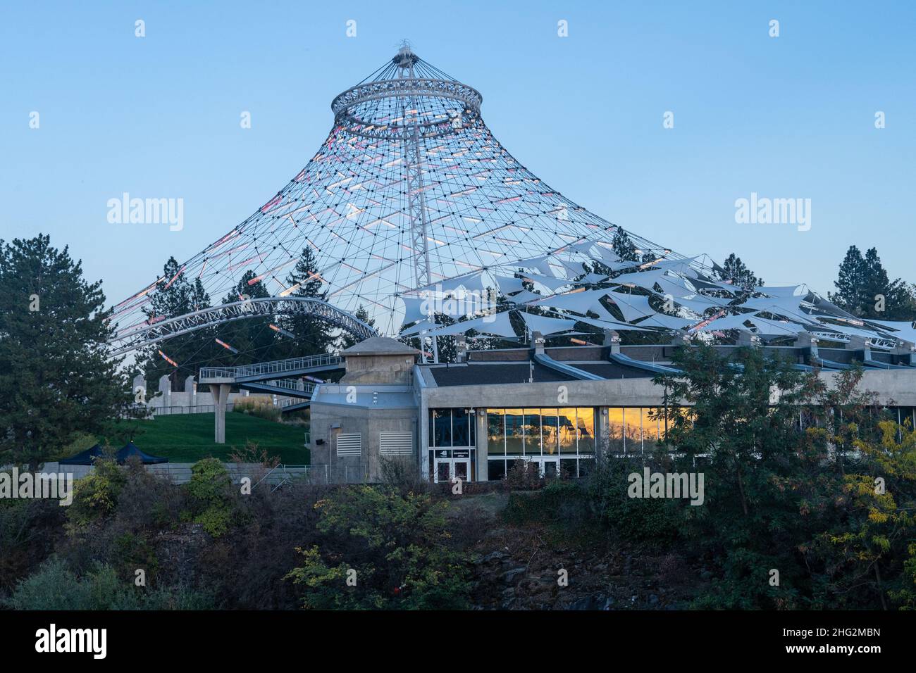 Pavilion at Riverfront is a steel and cable structure located in the ...