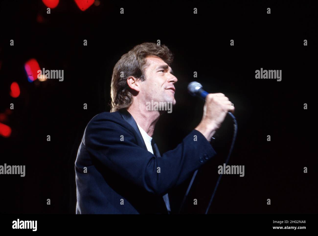 CLARKSTON, MI - JULY 5: American singer Huey Lewis of the group Huey ...