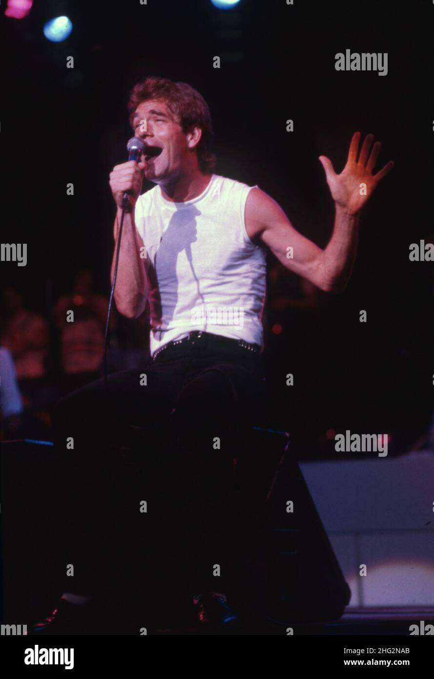 CLARKSTON, MI - JULY 5: American singer Huey Lewis of the group Huey ...