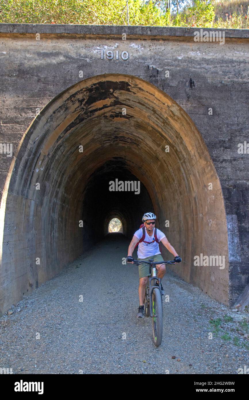 Yimbun tunnel hi-res stock photography and images - Alamy
