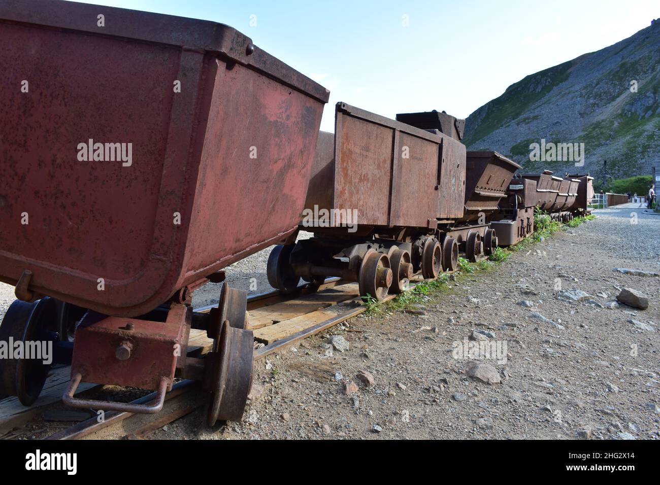 Gold mine cars hi-res stock photography and images - Alamy