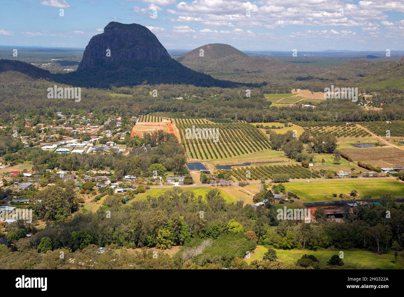 Mount tibrogargan hi-res stock photography and images - Alamy