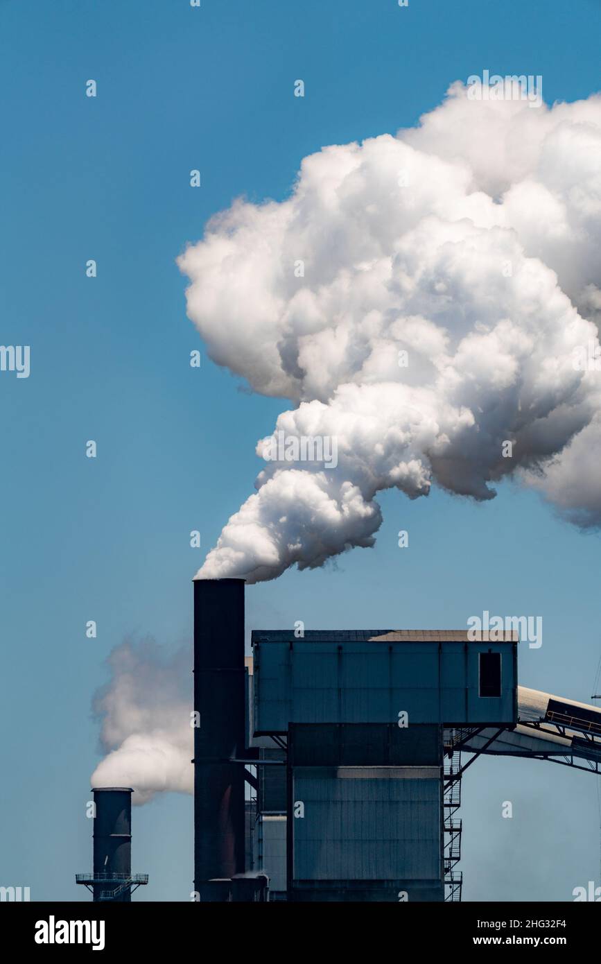 Iron and sulfur compounds hi-res stock photography and images - Alamy