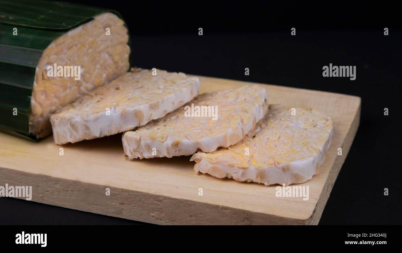 Sliced Tempeh in Banana Leaf Stock Photo - Alamy