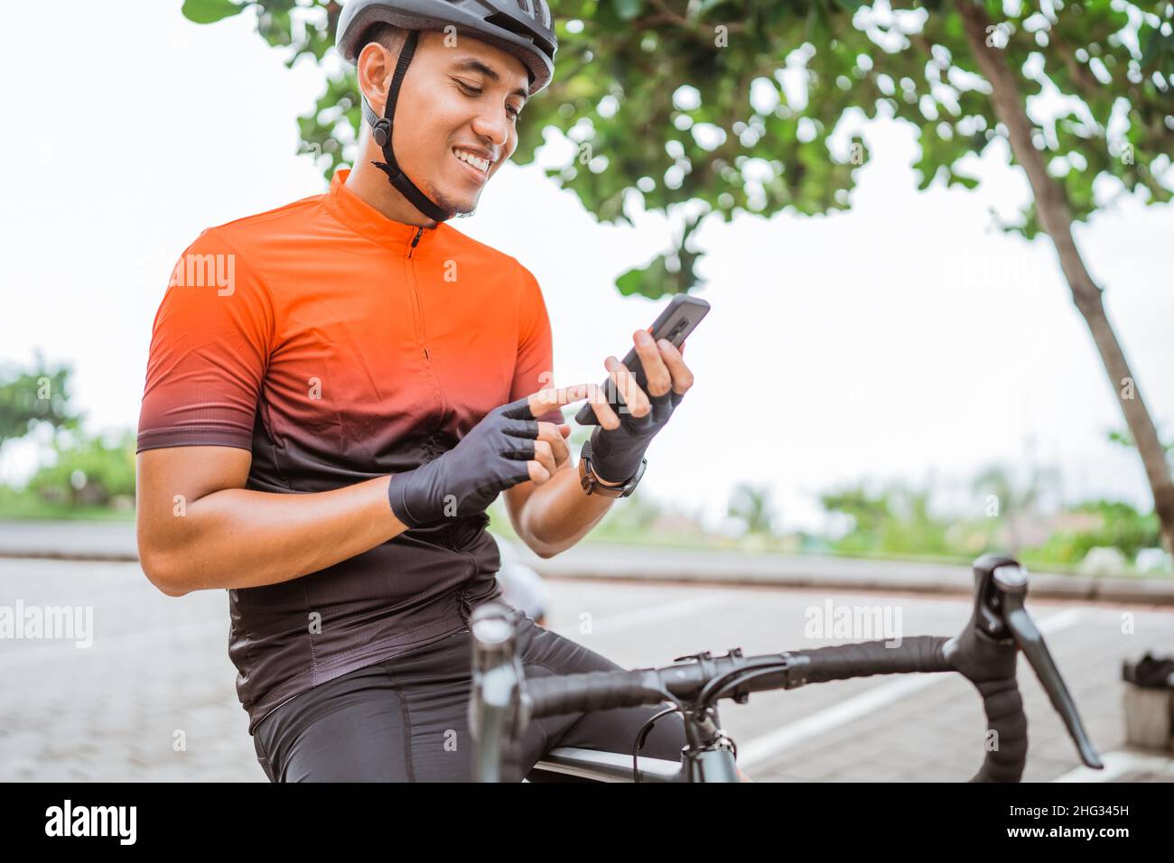 Mountain biker using gps of his bike hi-res stock photography and ...