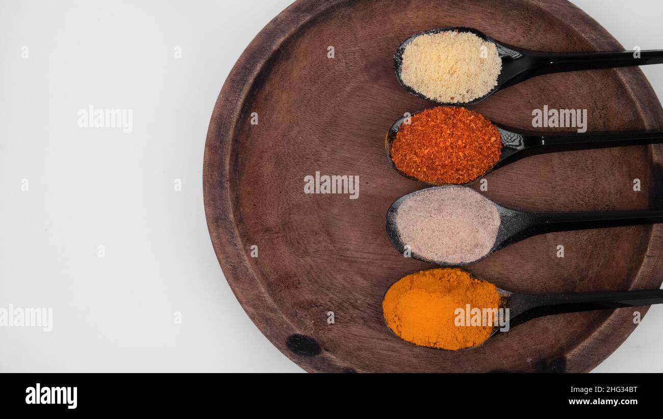 Grounded pepper hi-res stock photography and images - Alamy