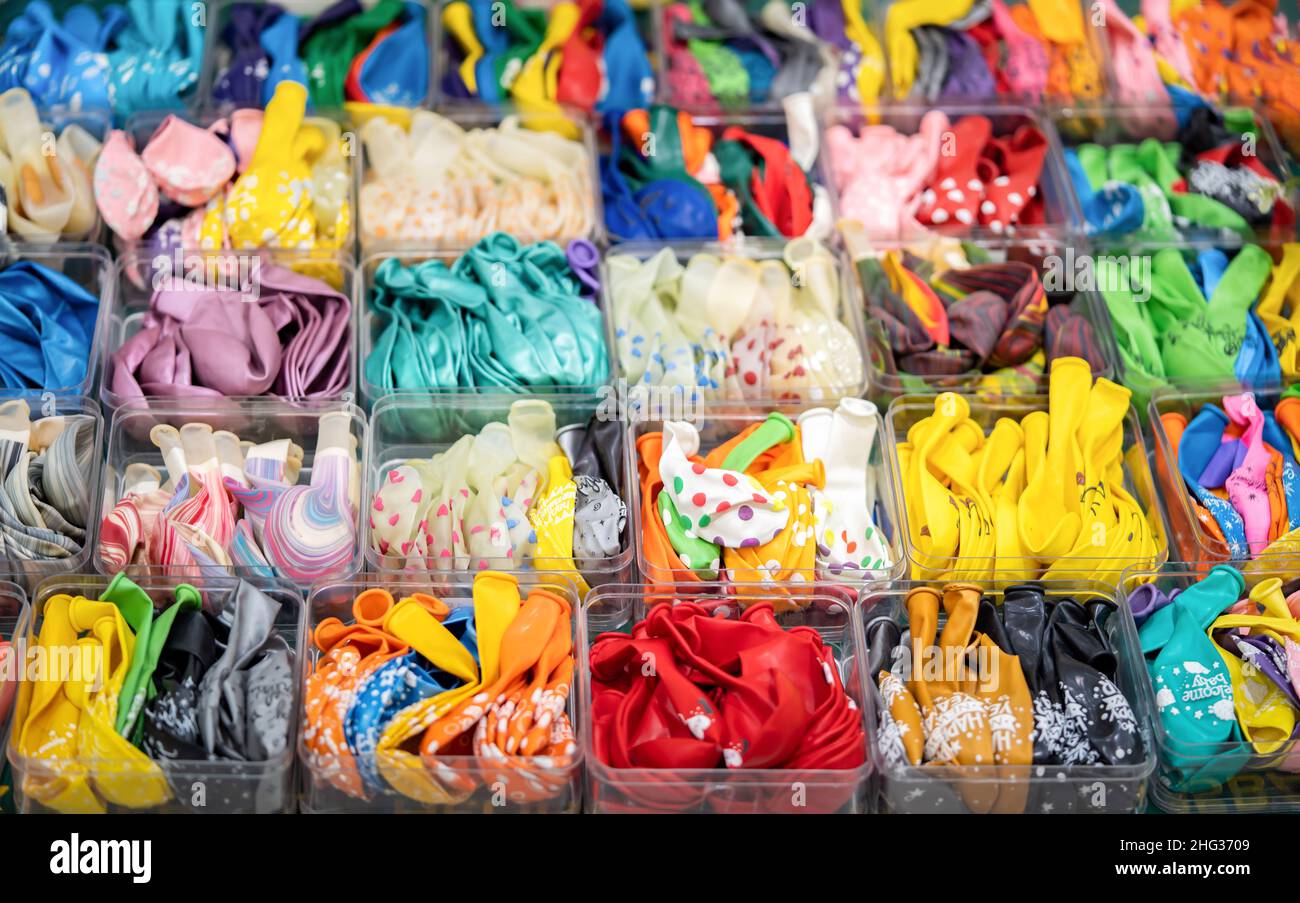 A lot of variety and various unblown Rubber Balloon with Balloon in ...