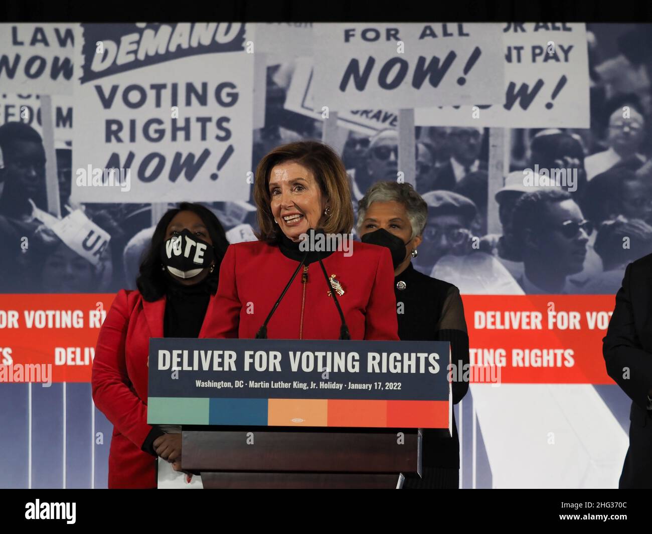 Muriel bowser john lewis hi-res stock photography and images - Alamy