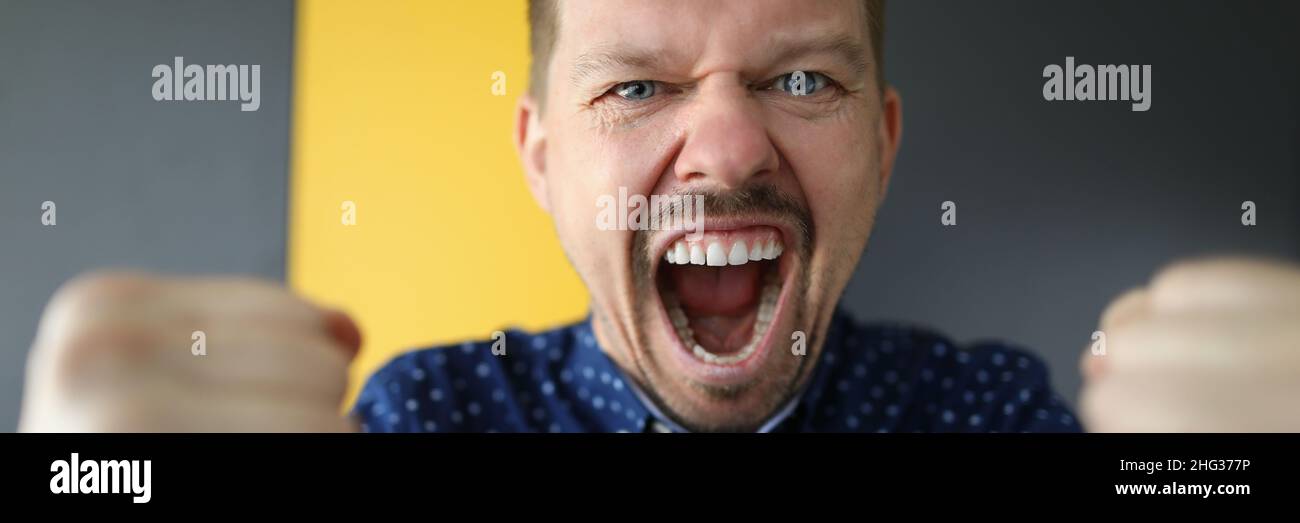 Cheerful and positive facial expression Stock Photo - Alamy