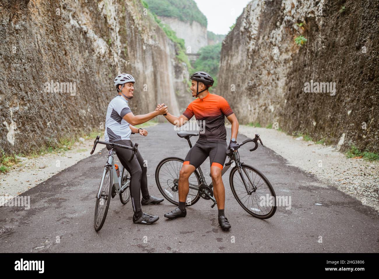 Biker cheers hi-res stock photography and images - Alamy