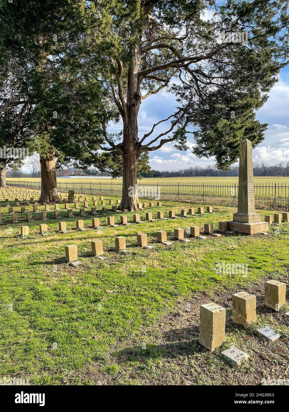 Private cemetery hi-res stock photography and images - Alamy