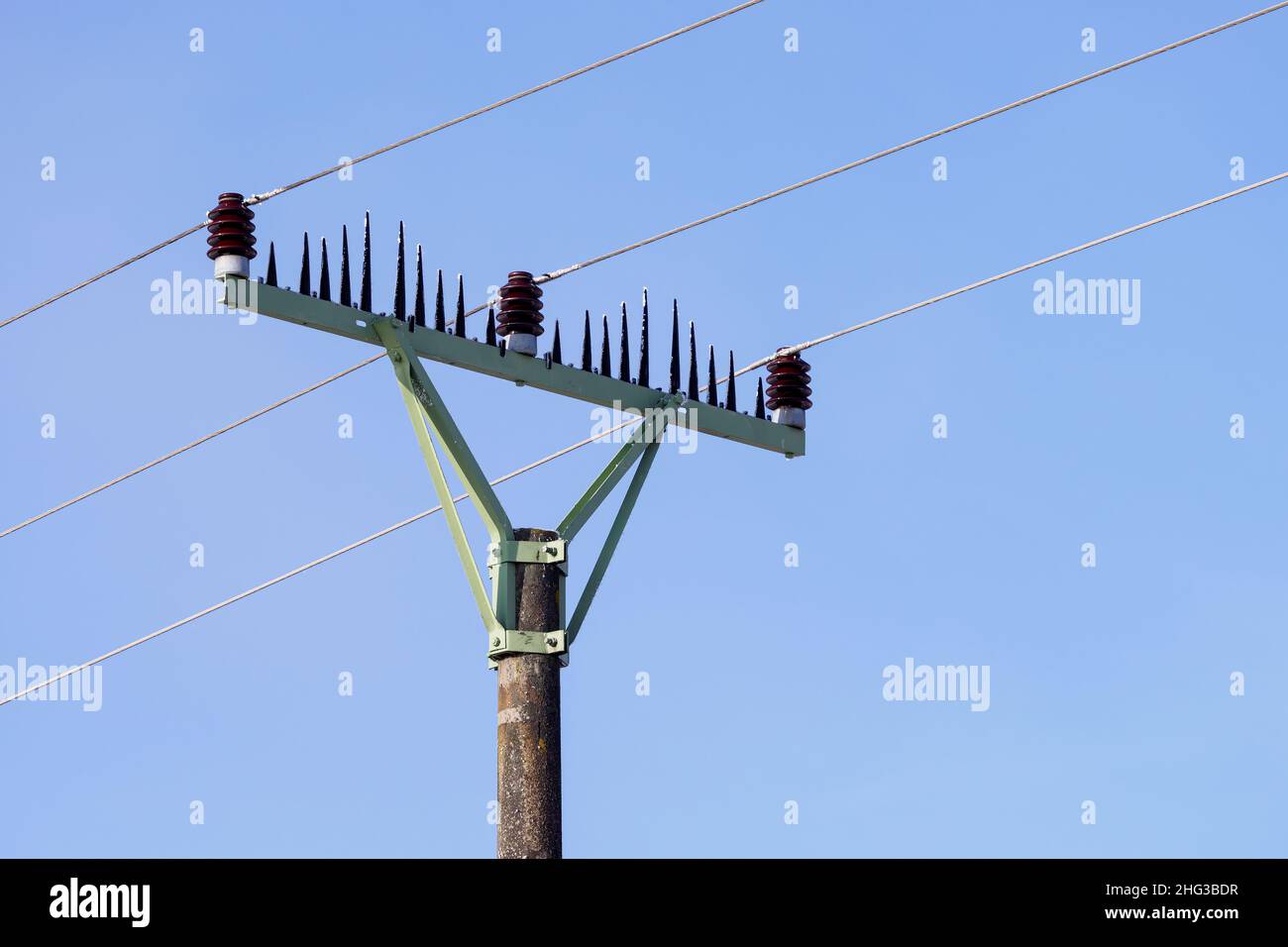 Electric pole power lines and wires Stock Photo - Alamy
