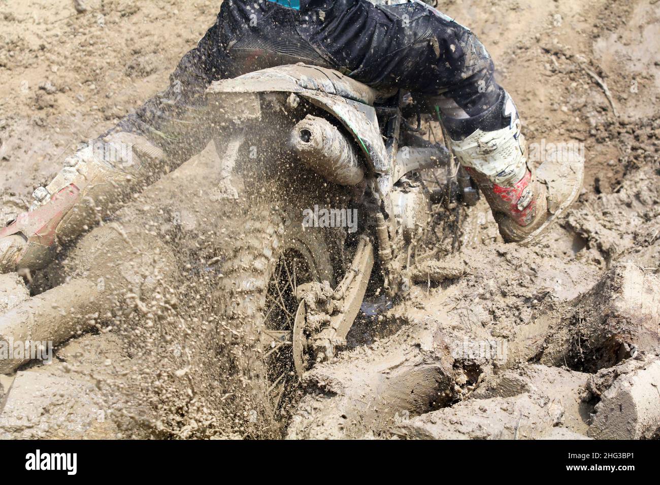 Cycle cross track hi-res stock photography and images - Alamy